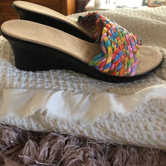 Shoes | Italian Makers Rattan Style Weave Sandals | Poshmark